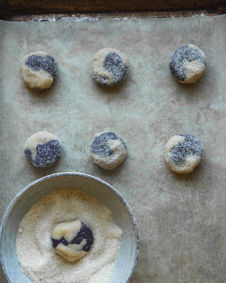 Marbled Lemon Blueberry Cookies - with freeze-dried blueberries