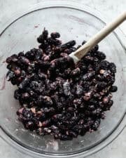 Mulberry Pie (easy + old-fashioned)